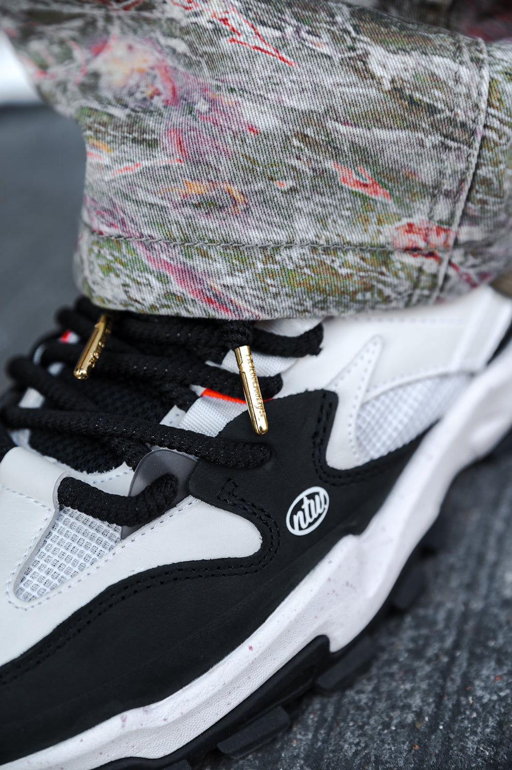 Model 1 syzygy – notwoways